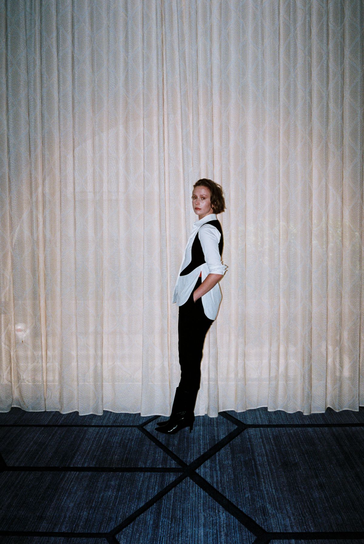 Hannah Einbinder dans Contents Mode magazine - 8 août 2022